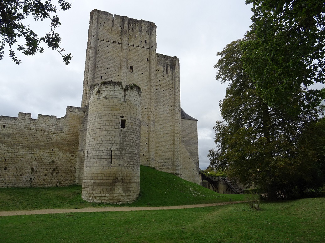 Medieval fortress - amakool
